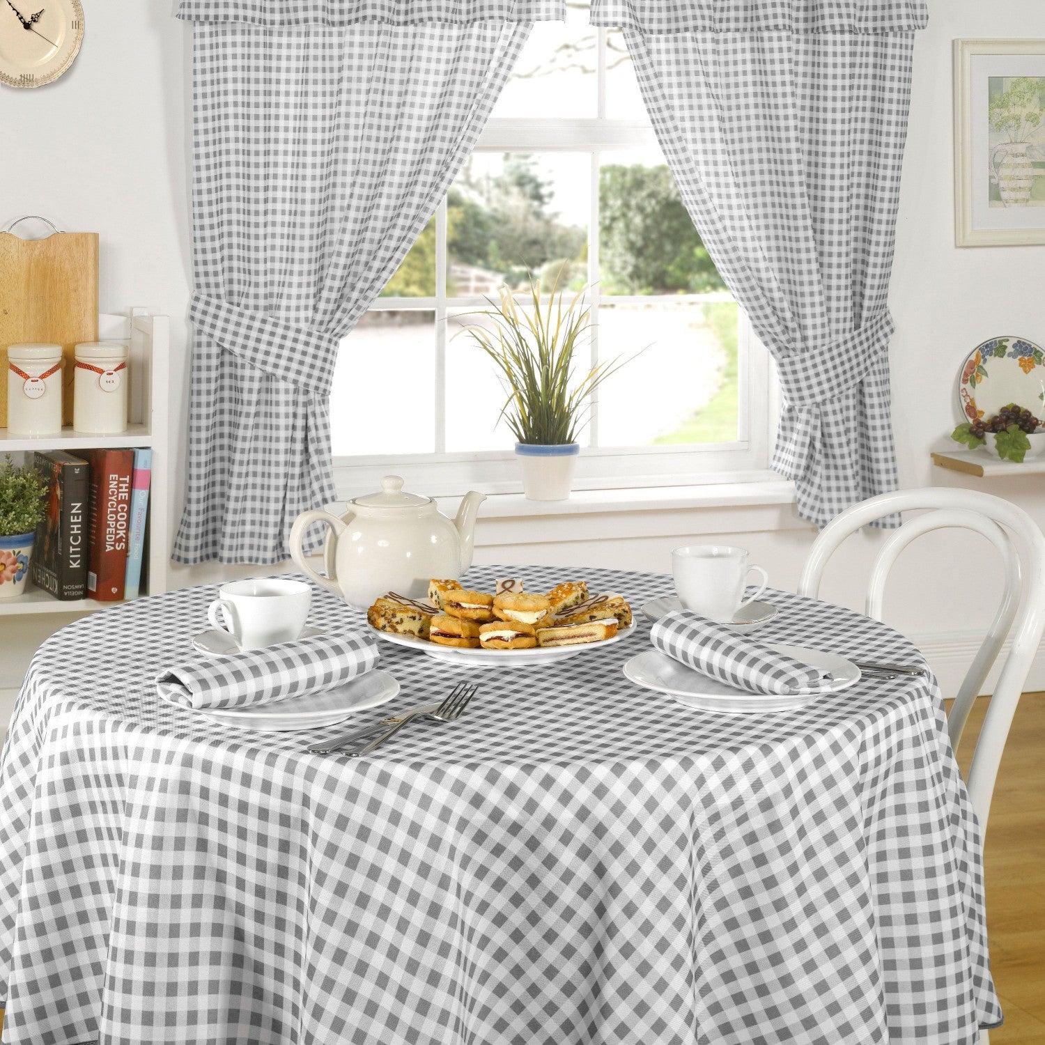 Molly Gingham Charcoal Grey Tablecloth – Julian Charles Home