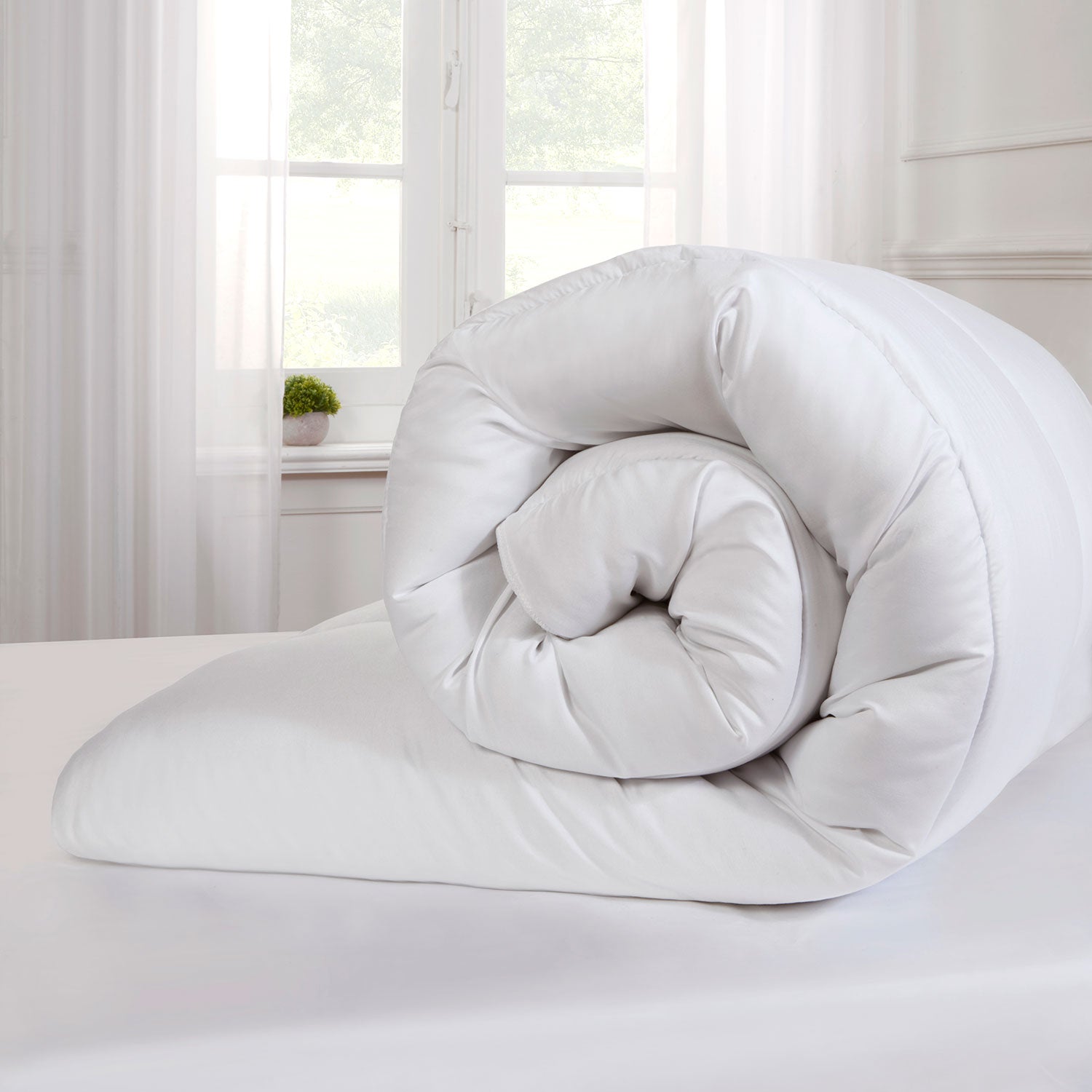 Winter Duvets (10.5 Tog-18 Tog) | Shop Luxury Winter Duvets Up to 18 ...