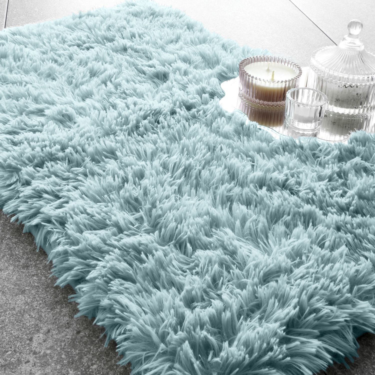Catherine Lansfield Duck Egg Cuddly Deep Pile Faux Fur Bath Mat ...