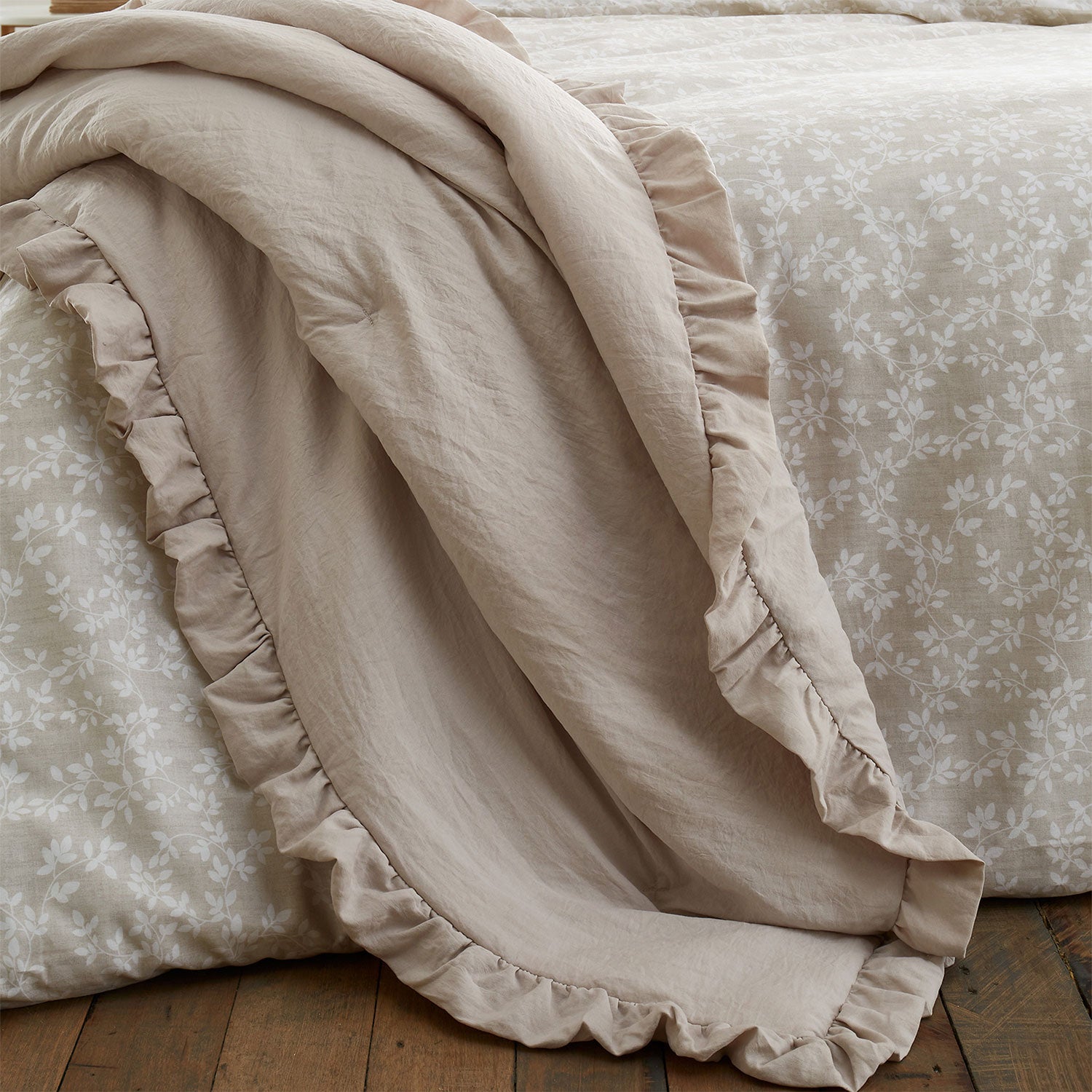 Bianca Soft Washed Frill Natural Bedspread (220cm x 230cm) – Julian ...