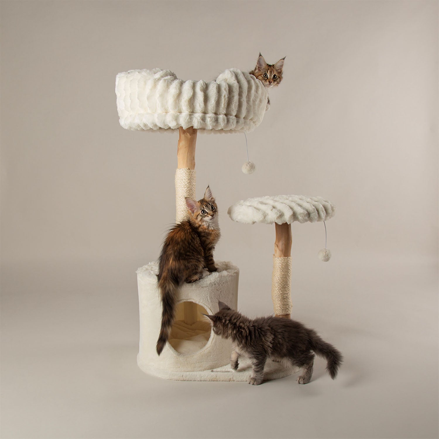 Scruffs Colorado Cream Cat Scratching Tree – Julian Charles Home