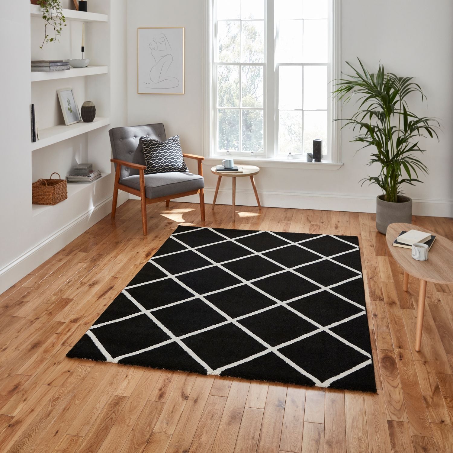 Brooklyn BRK35 Black and White Modern Diamond Rug – Julian Charles Home