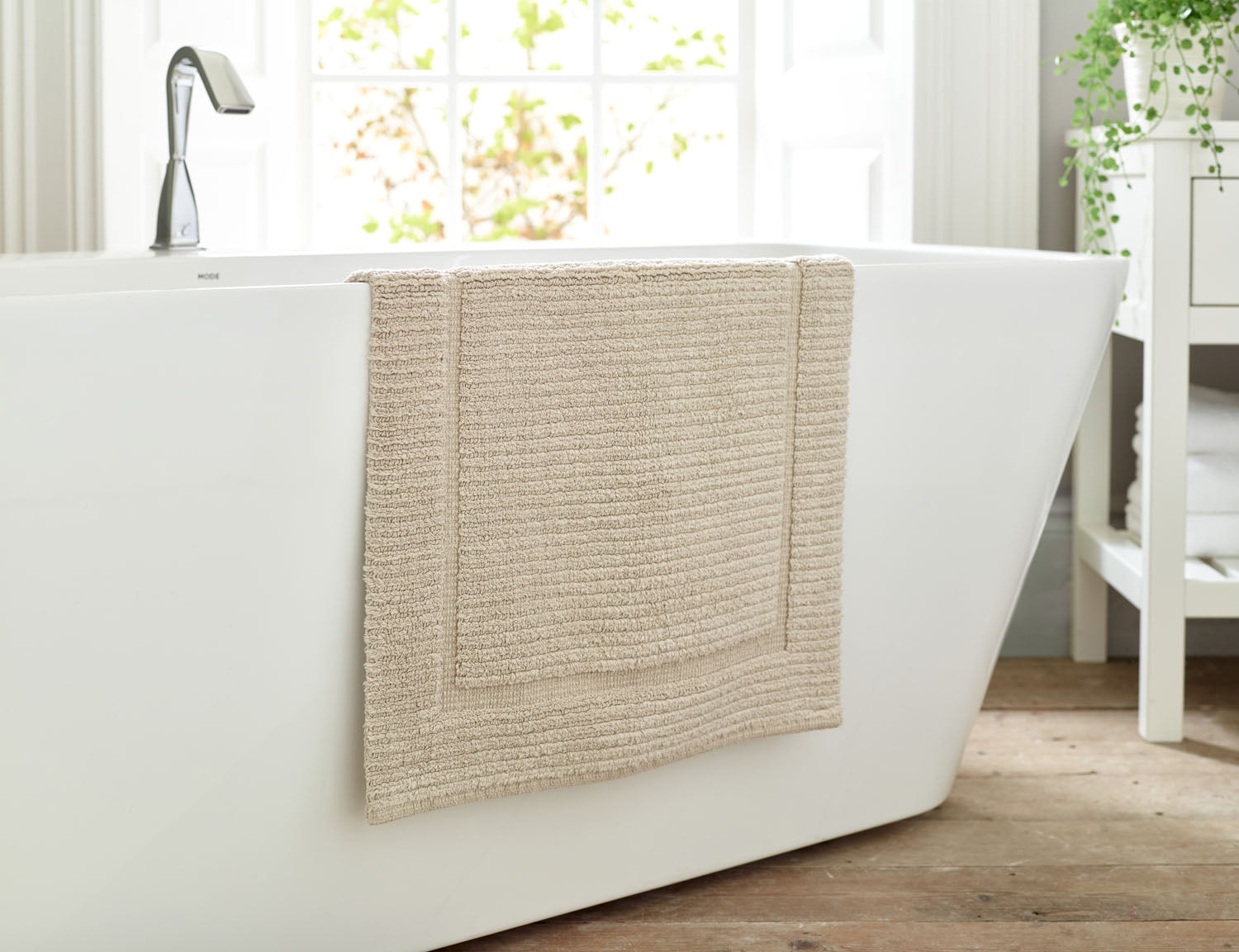 Deyongs Quik Dri Stone Bath Mat – Julian Charles Home