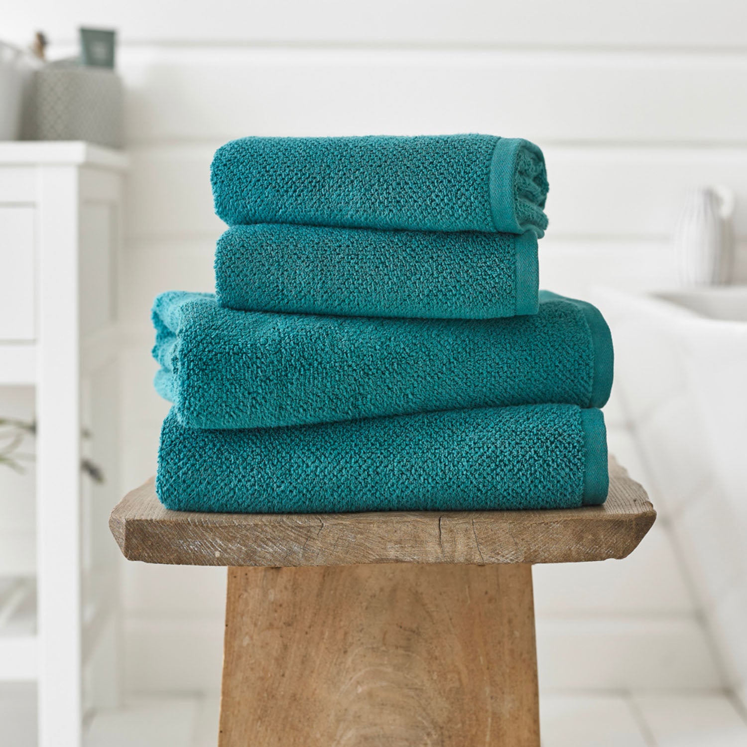Deyongs Peacock Blue Romeo Quik Dri Cotton Towels – Julian Charles Home