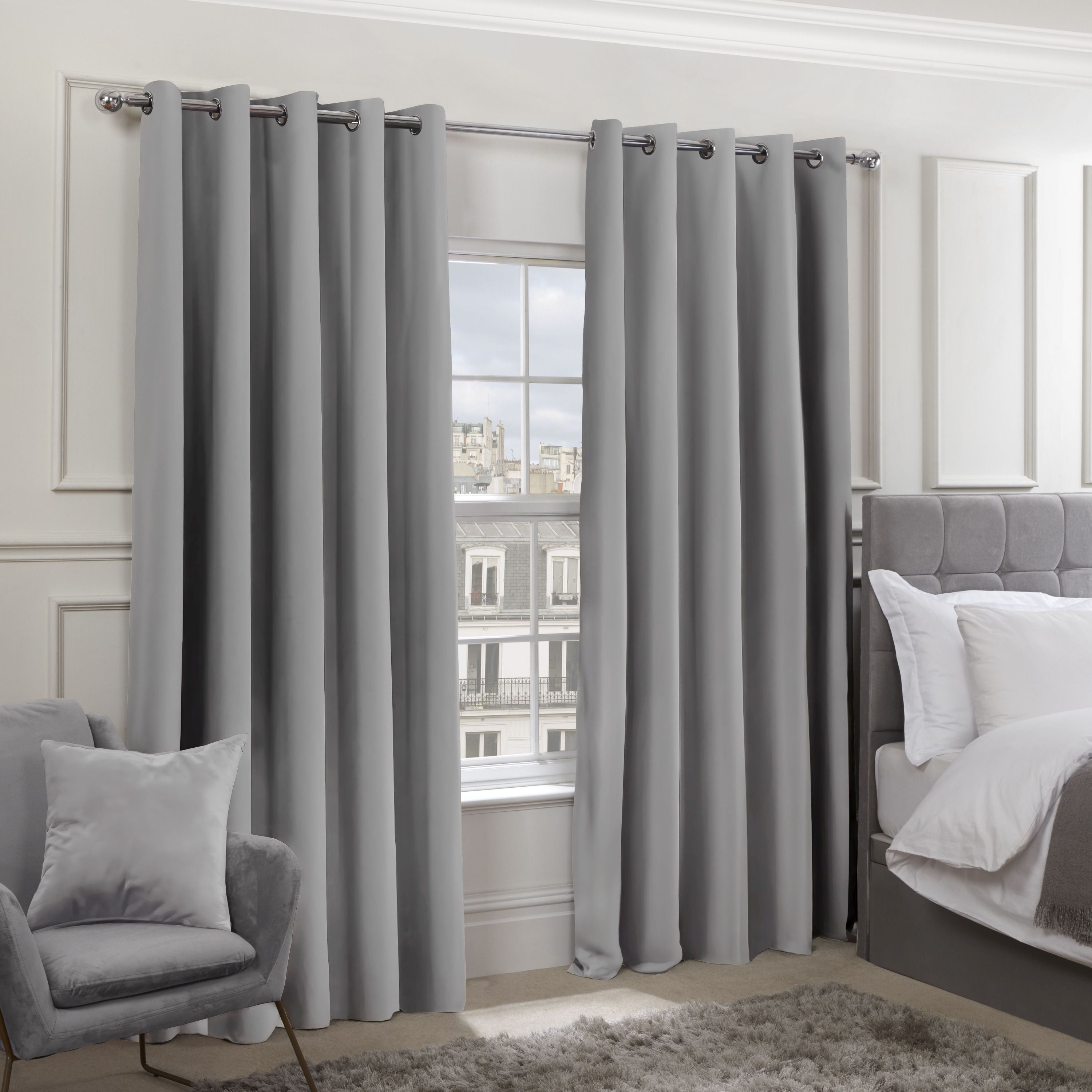 Cali Silver Thermal Blackout Eyelet Curtains – Julian Charles Home