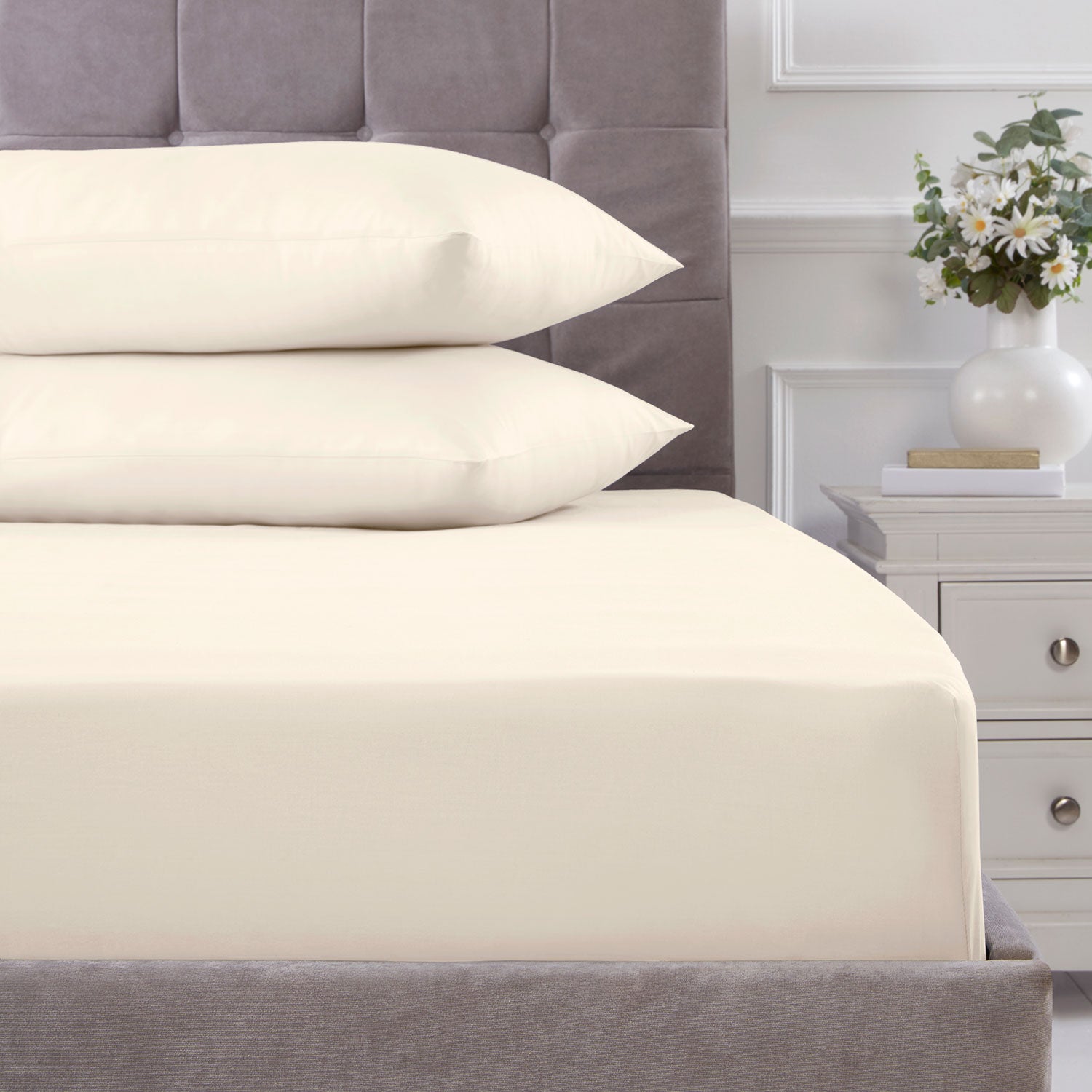 100% Cotton 180TC Cream Fitted Sheet – Julian Charles Home