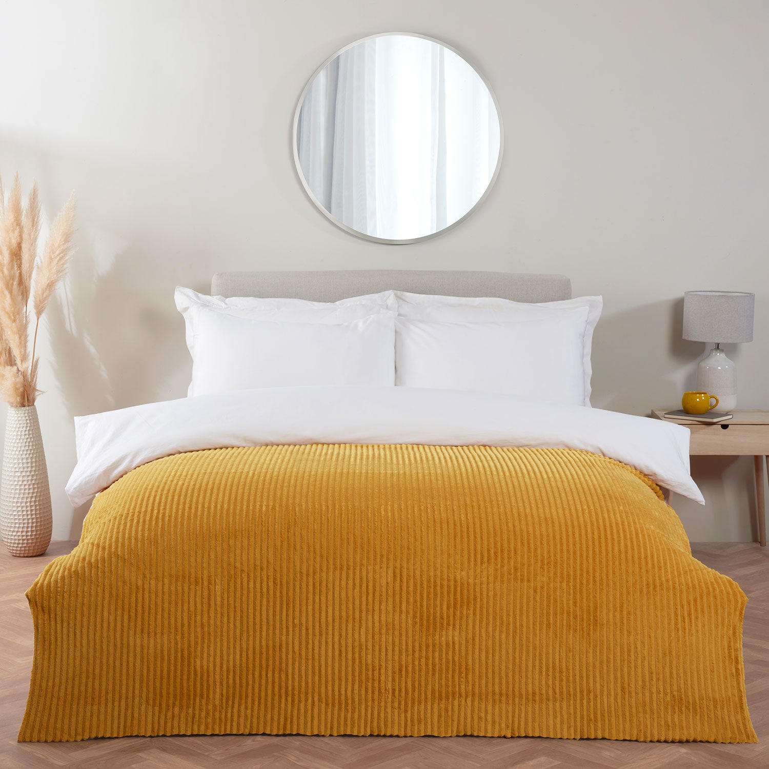 Brooklyn Ochre Chunky Ribbed Fleece Throw (130cm x 180cm) – Julian ...