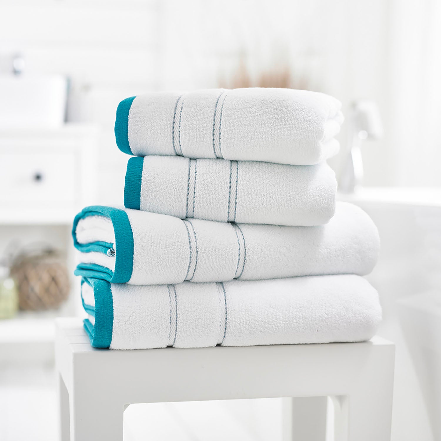 Lobster Creek Delamere Turquoise Towels – Julian Charles Home