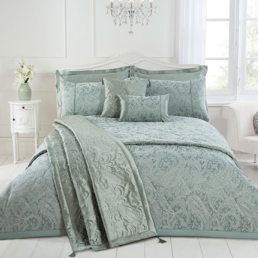 Paisley Soft Green Luxury Cotton Rich Jacquard Duvet Cover – Julian ...